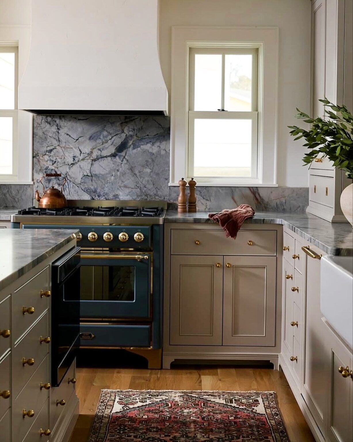 ILVE Majestic Range Revived this Luxury 1800s Kitchen